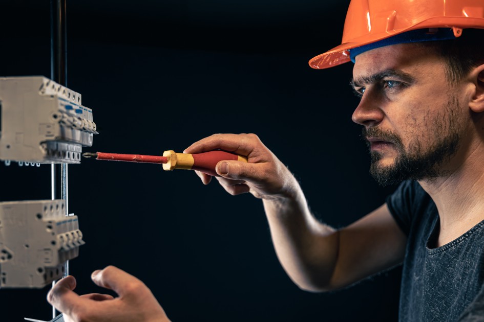 Understanding Oregon Electrical Codes for Homeowners | Astonish Electric